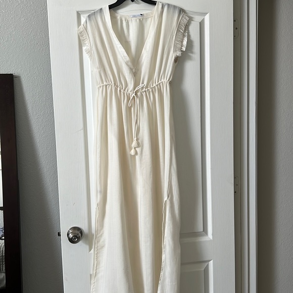 Robin Piccone | Dresses | New Robin Piccone Cream Tassels Summer Beach ...